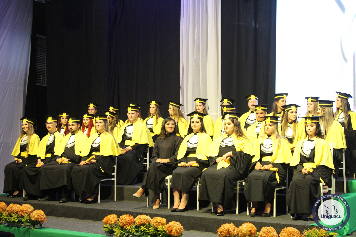 Centro de Eventos recebe primeira formatura da Uniguaçu | UGV